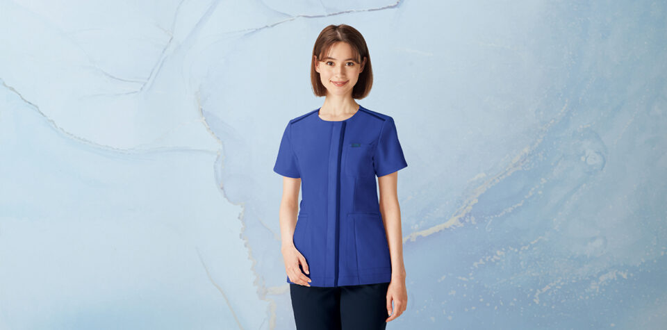 【新色発売】2024年の新商品 男女兼用ジップスクラブ®7100SCに新たなカラーが登場 | メディカルウェア・スクラブ / 介護ユニフォームはFOLK(フォーク)